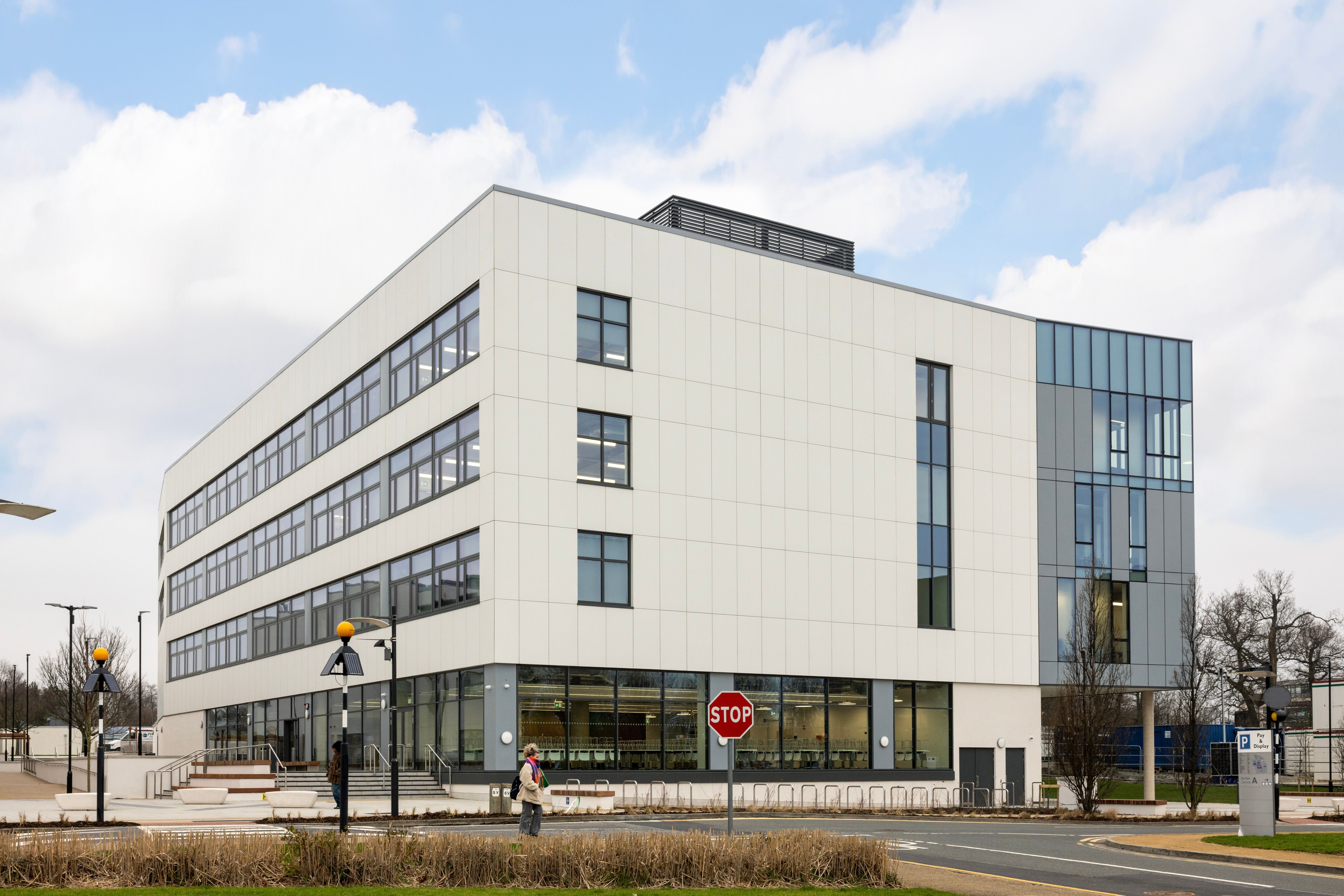 Digital Media Building at the Institute of Art, Design + Technology | BDP